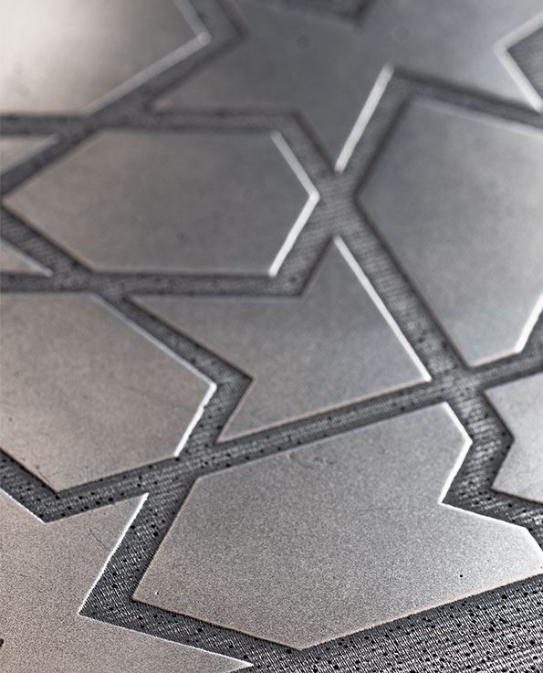 Liquid Metal Paint for a Sleek, Metallic Look